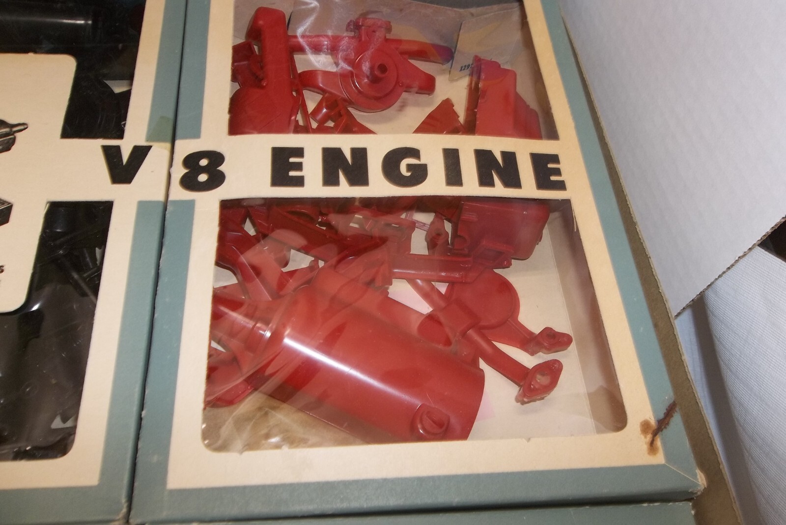 Vintage 1960s Renwal Model The Visible V8 Engine Model Assembly Kit ...