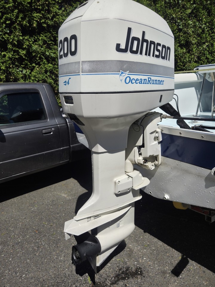 1993 Johnson 200 Ocean Runner with 25" shaft- Recently Re-Built and ...