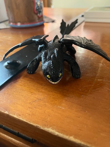 2010 Toothless Night Fury 6" McDonald's Action Figure 7 How To Train ...