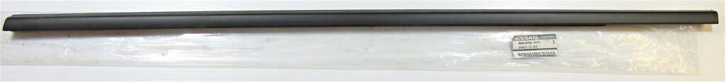 Genuine Nissan Infiniti 80821-ZC30A Driver Front Outer Window Sweep ...