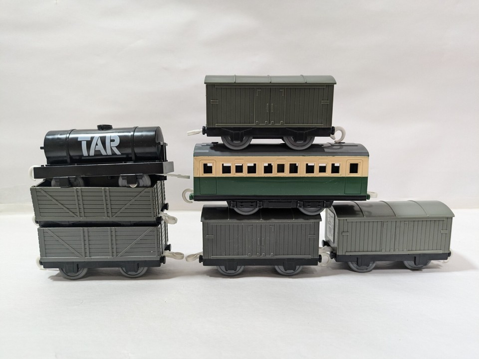 Thomas & Friends TOMY Plarail Trackmaster Classic Series Set Gordon ...