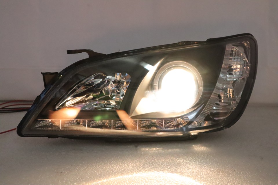 LED PROJECTOR Headlights pair Chrome housing for~00-05~Lexus Altezza ...
