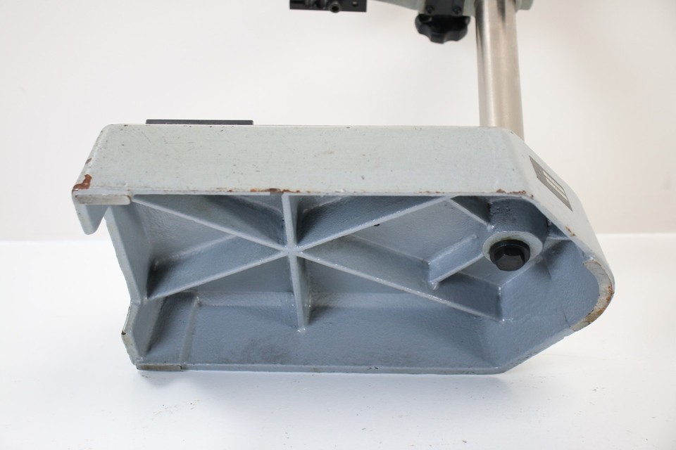 Mitutoyo 215-640 side hole gage indicator comparator test stand #11 | eBay