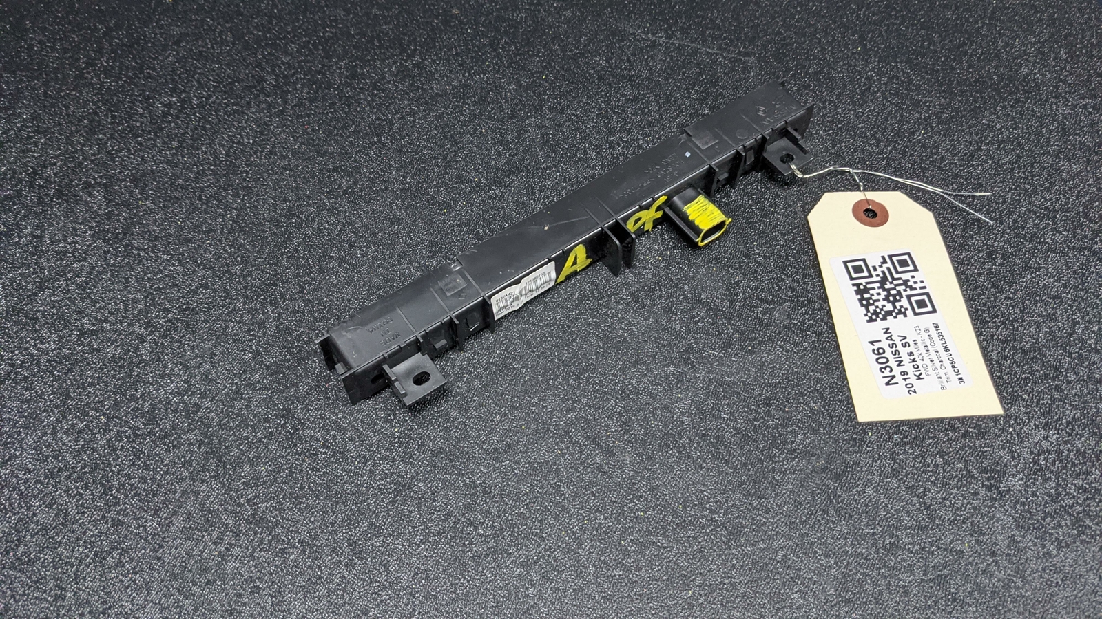 Rear High Mount 3rd Stop Brake Lamp 2019 Nissan Kicks 26590-5RA0A 2018 ...