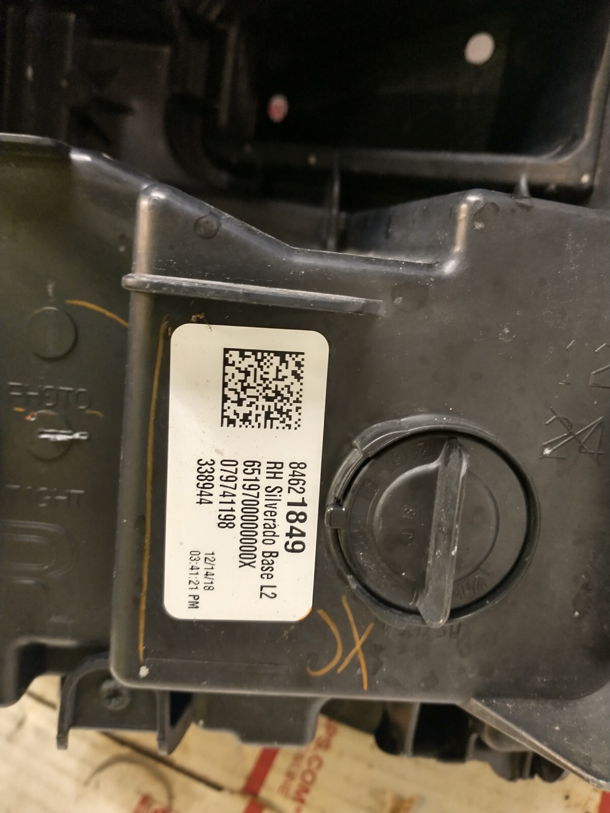 OEM 2019 2020 2021 CHEVROLET SILVERADO 1500 HALOGEN HEADLIGHT RH READ ...