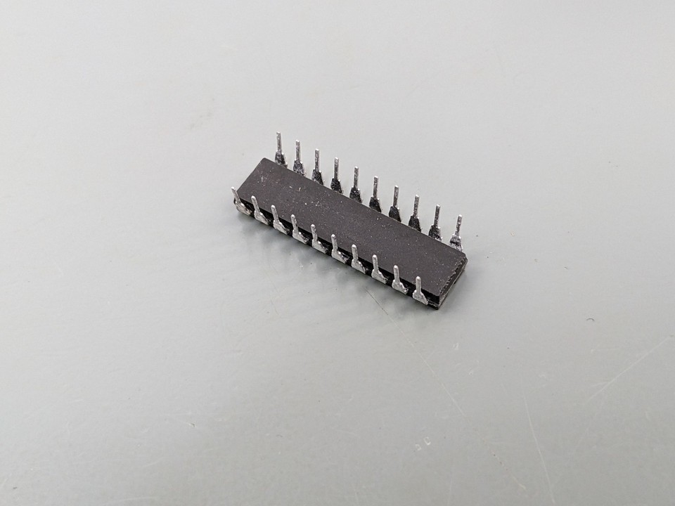 (10) 74F240 ICs Octal Buffers / Drivers, Inverting Outputs, Signetics ...