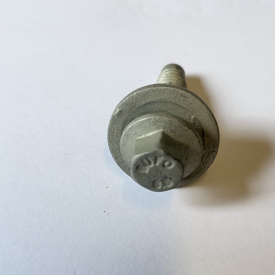 VOLVO XC90 II 30640995 Schwellerhalter 2015 20422338 | eBay