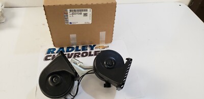 84377259 NEW GM OEM HORN CHEVROLET GMC CADILLAC B148 | eBay