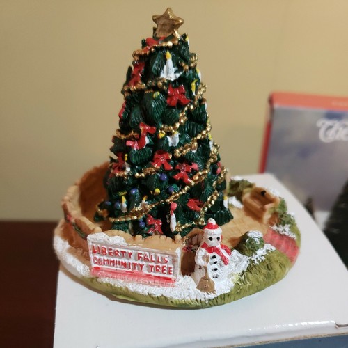 Liberty Falls The Americana Collection Community Christmas Tree & 6 ...