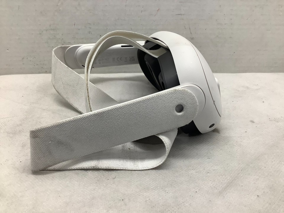 Meta Quest 3 512GB VR Headset S3A - White - Tested and Working | eBay