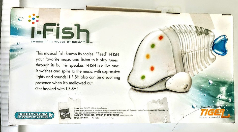 Very Rare Sega / Hasbro Simulated Swimming w Lights / iFish / Mp3 ...