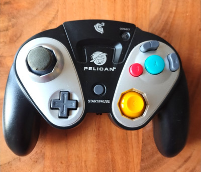 Pelican Wireless G3 Controller for the Nintendo GameCube - Black - No ...