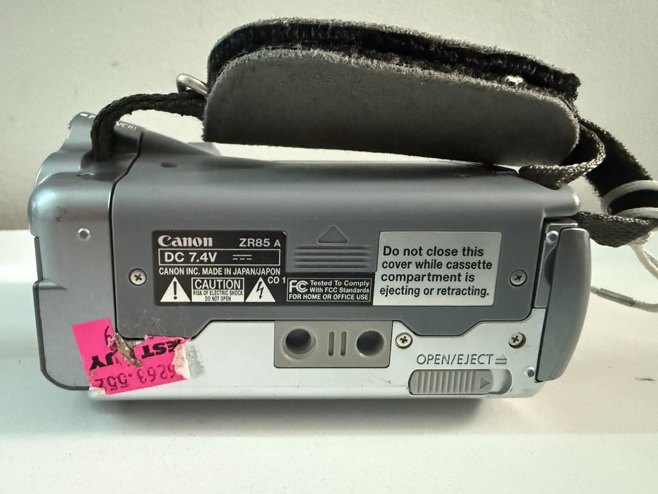 Canon ZR85 ZR85A MiniDv Camcorder VCR Player Video. Read Description | eBay