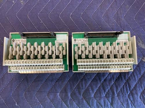ALLEN BRADLEY 1492-IFM40F-FS24-2 40 PT ISOLATED FUSIBLE INTERFACE ...