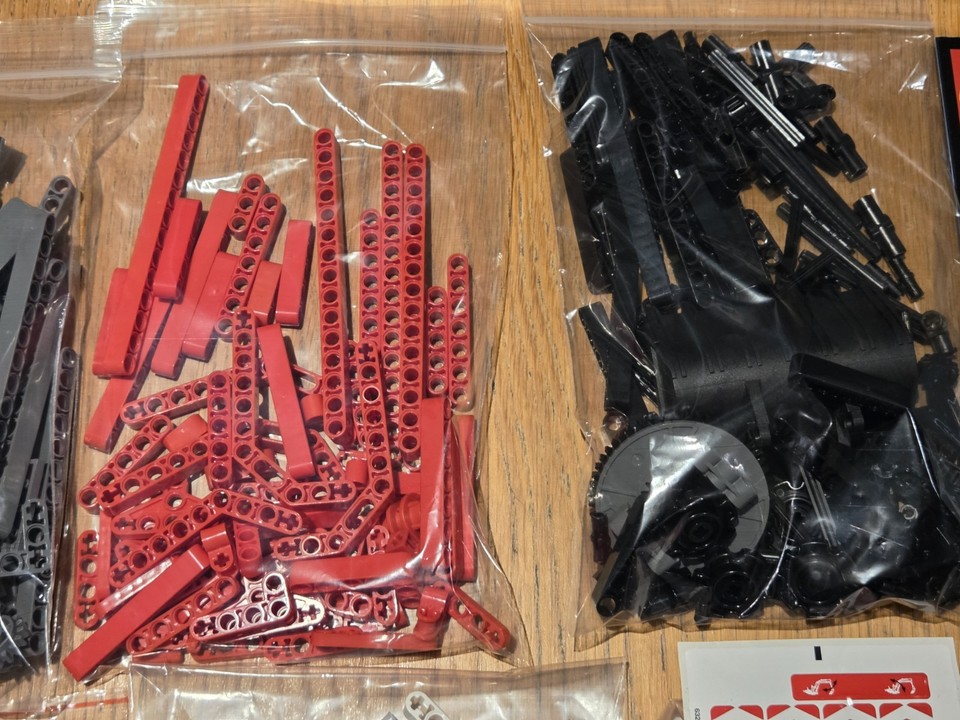 LEGO Technic Excavator 8294. 100% Complete With Box And Instructions ...