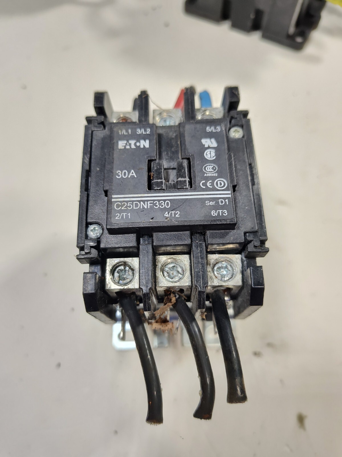 Eaton Cutler Hammer C25DNF330 Definite Purpose Contactor Series D1 | eBay