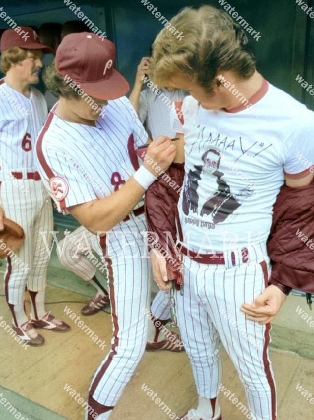 GO36 Tug McGraw - Bob Boone Phillies as FONZI 8x10 11x14 16x20 ...