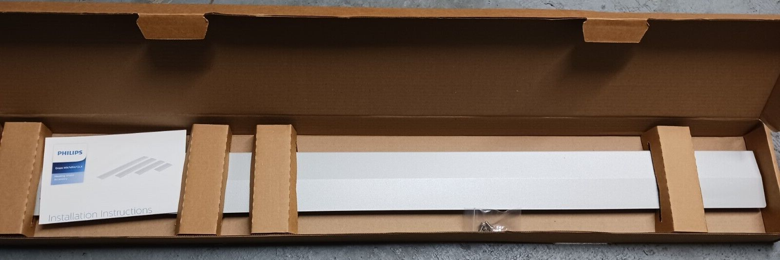 Color Kinetics 120-000203-03 Graze Powercore Masking Shield, 4 FT, 1219 ...
