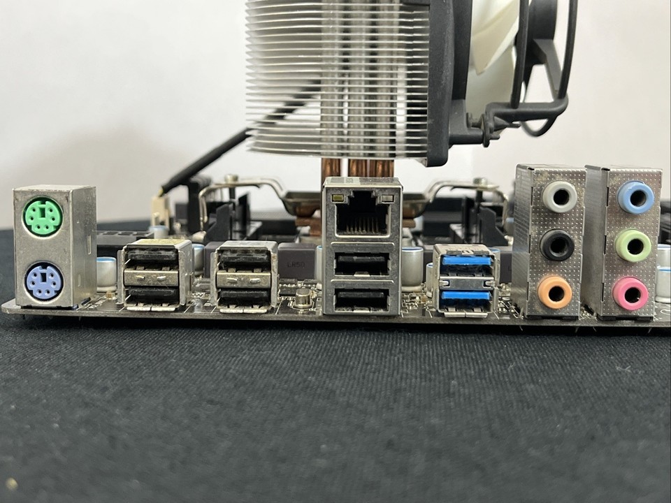 MOTHERBOARD/CPU/COOLER COMBO: ASRock 970 Pro3 AM3+ ATX ~ AMD Phenom II ...