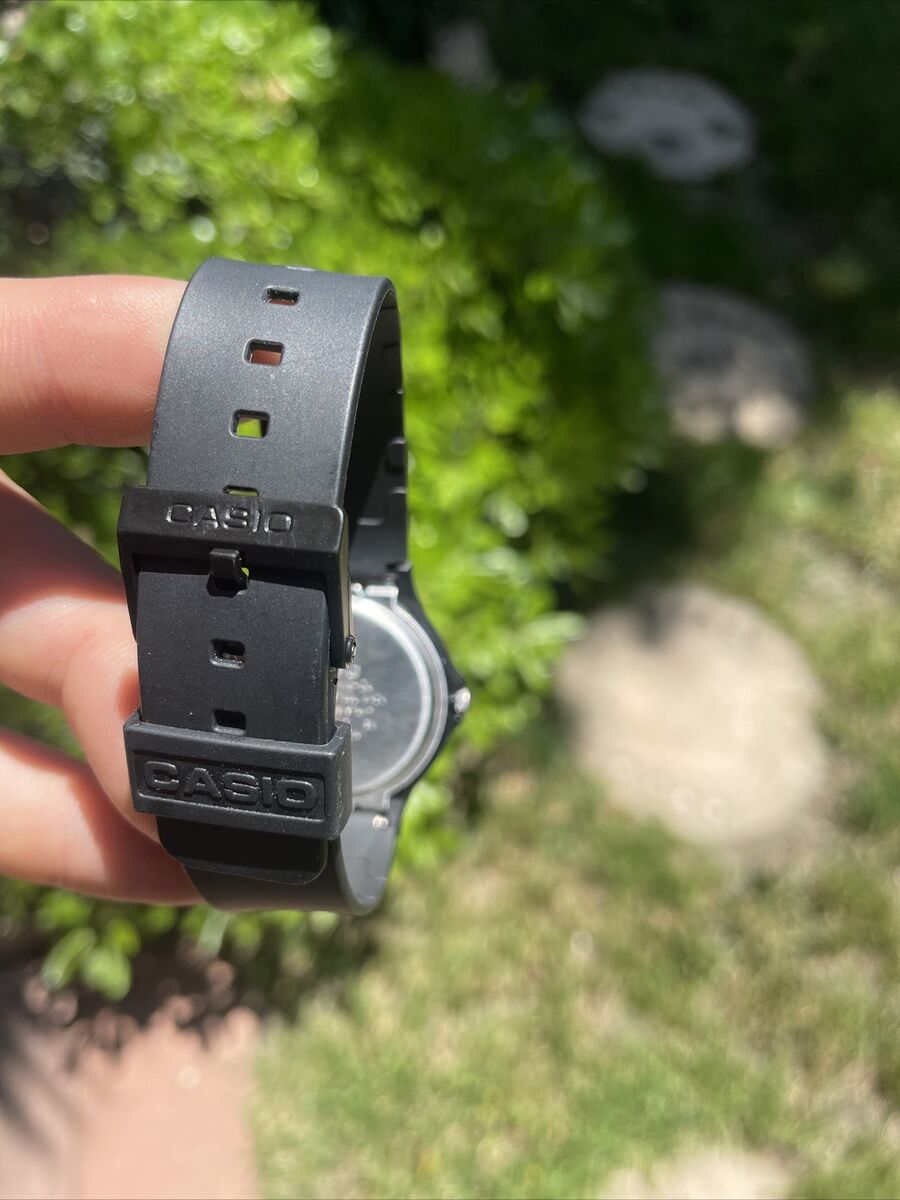 Casio MQ24-8CL Men's Black Rubber Band Black Camouflage Dial Casio MQ24-8CL Men's Black Rubber Band Black Camouflage Dial