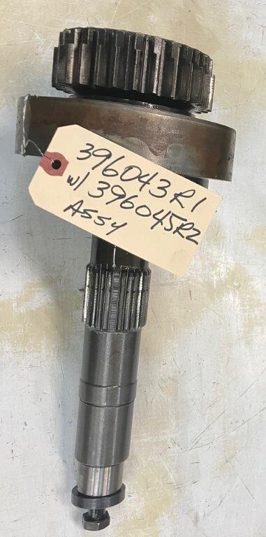 Case IH Output Shaft Assembly 396043R1 with 396045R2 | eBay
