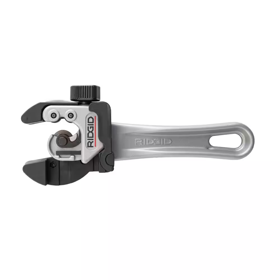 RIDGID Pipe Ratcheting Cutter 1/4"-1-1/8" Close Quarters Quick Cutting ...