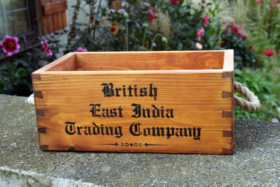 UK HANDMADE VINTAGE STORAGE BOXES TRUG CRATE SHABBY ( FREE ...