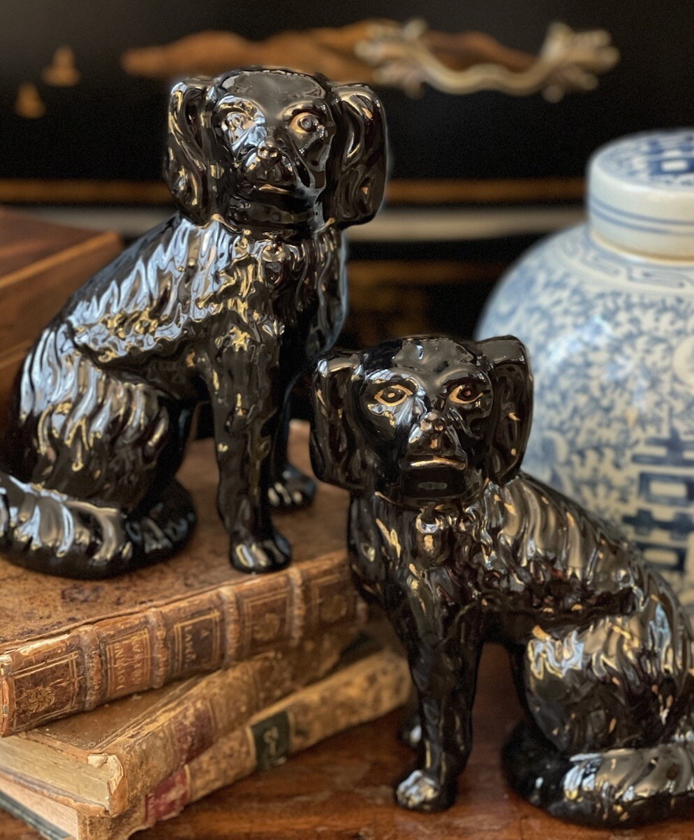 Wonderful 19C Black Jackfield Staffordshire Spaniel Fox Hound Mantle ...