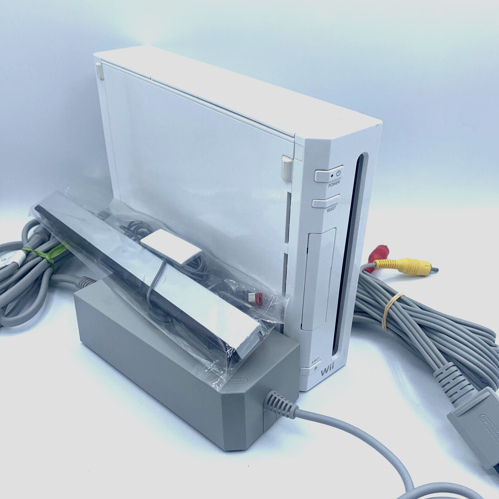 Nintendo Wii / Gamecube Console +32gb SD +All Hookups +Deflicker Video ...