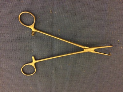 V. Mueller CH 1721 Kantrowitz thoracic clamp, 7 1/2 inch. GC ...