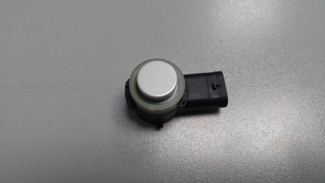 2014-2018 BMW X5 OEM Ultrasonic Parking Sensor in Mineral White ...