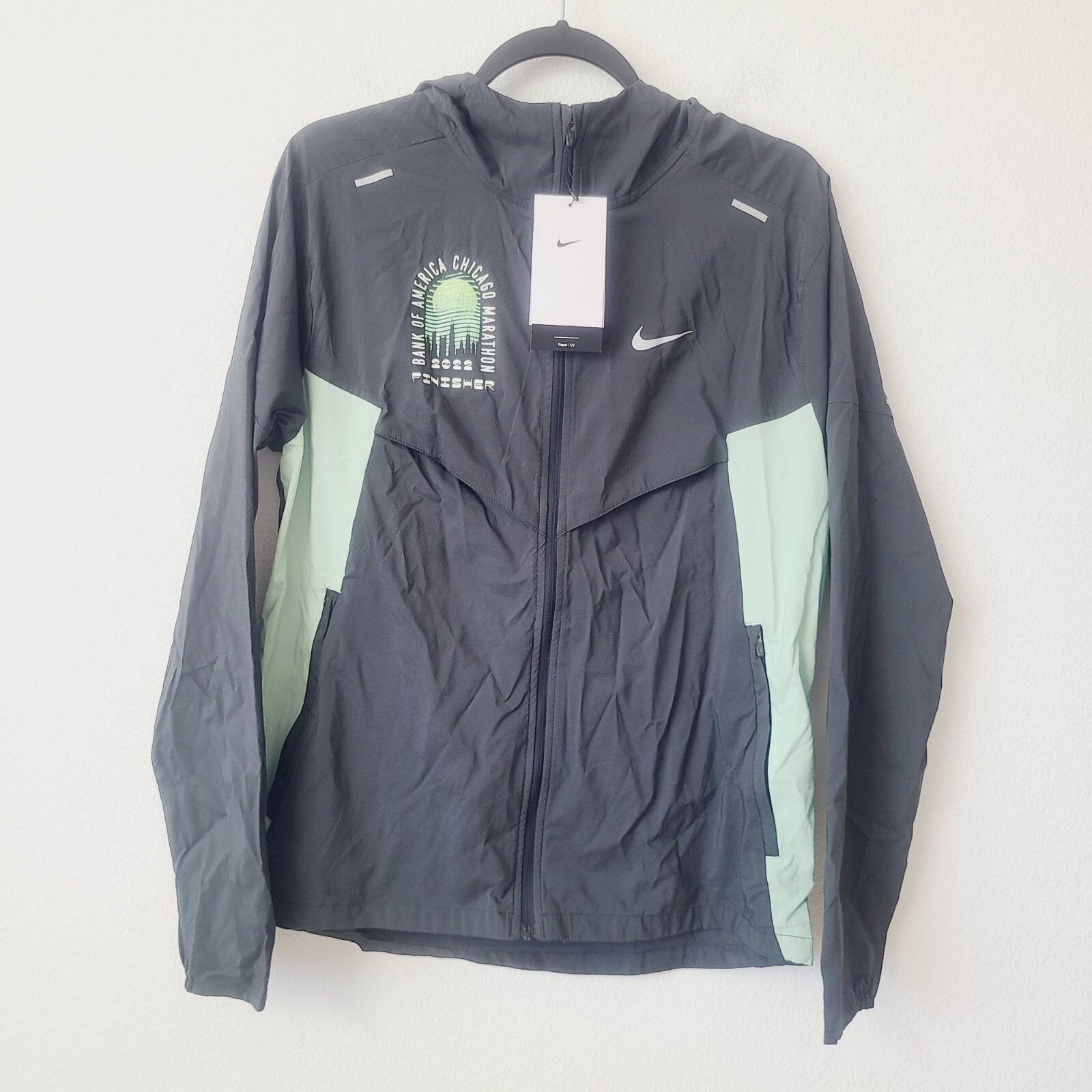 Nike Bank Of America Chicago Marathon Finisher Jacket DX5689-045 Size S ...