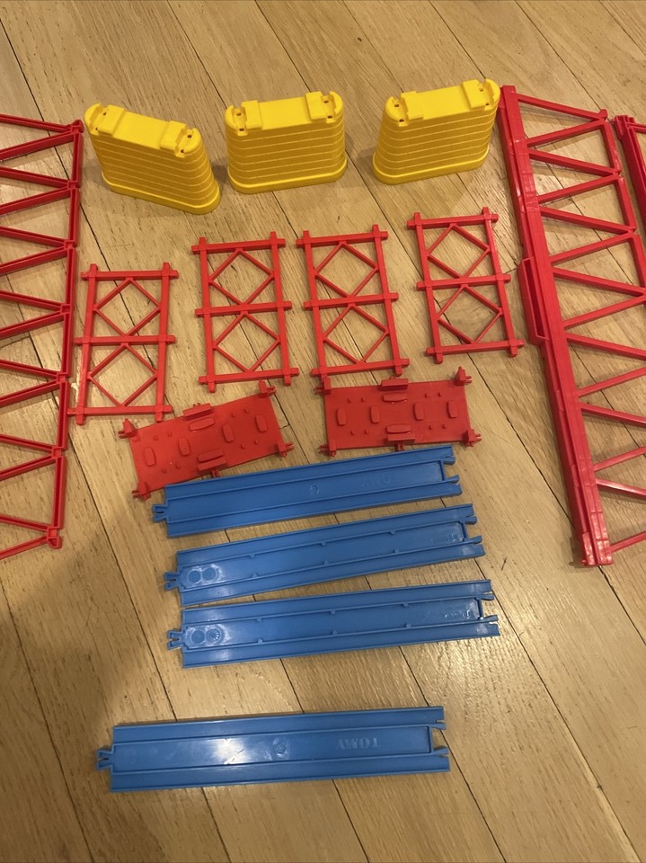 Thomas The Train Trackmaster TOMY - RED GIRDER SUSPENSION BRIDGE - Set ...