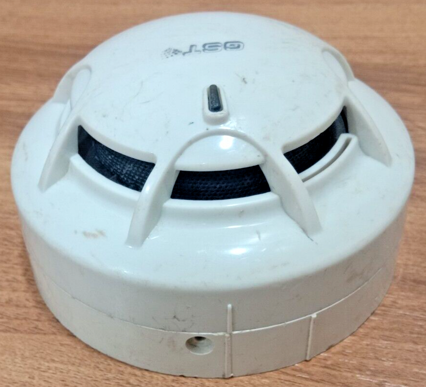 Set of 8X Gst di-m9102 intelligent photoelectric smoke detector | eBay ...