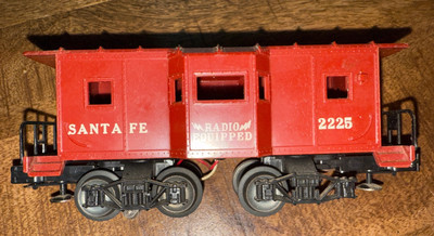 MARX train - Santa Fe 2225 Bay Window Caboose - O gauge 1 Axel Missing ...