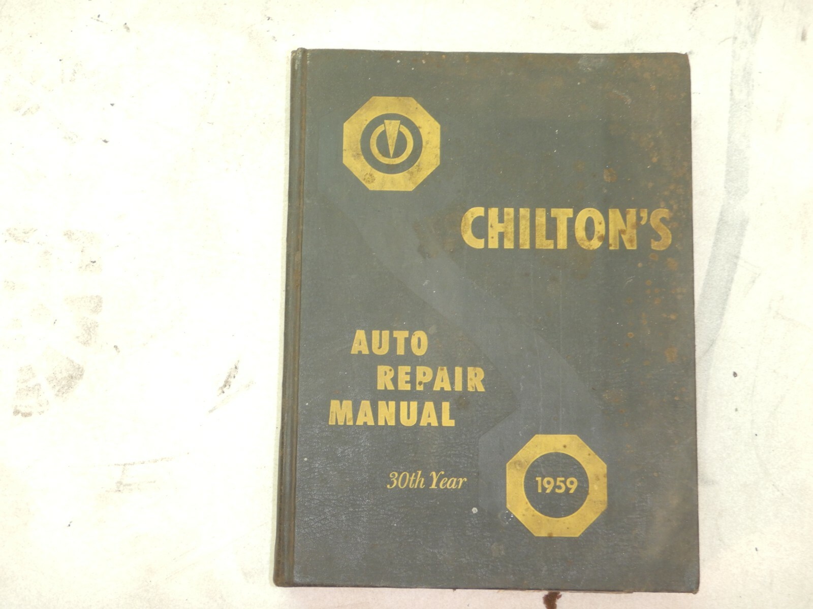Ford Chevy Dodge Pontiac Chilton's Auto Repair Manual 59 30th Year Book ...
