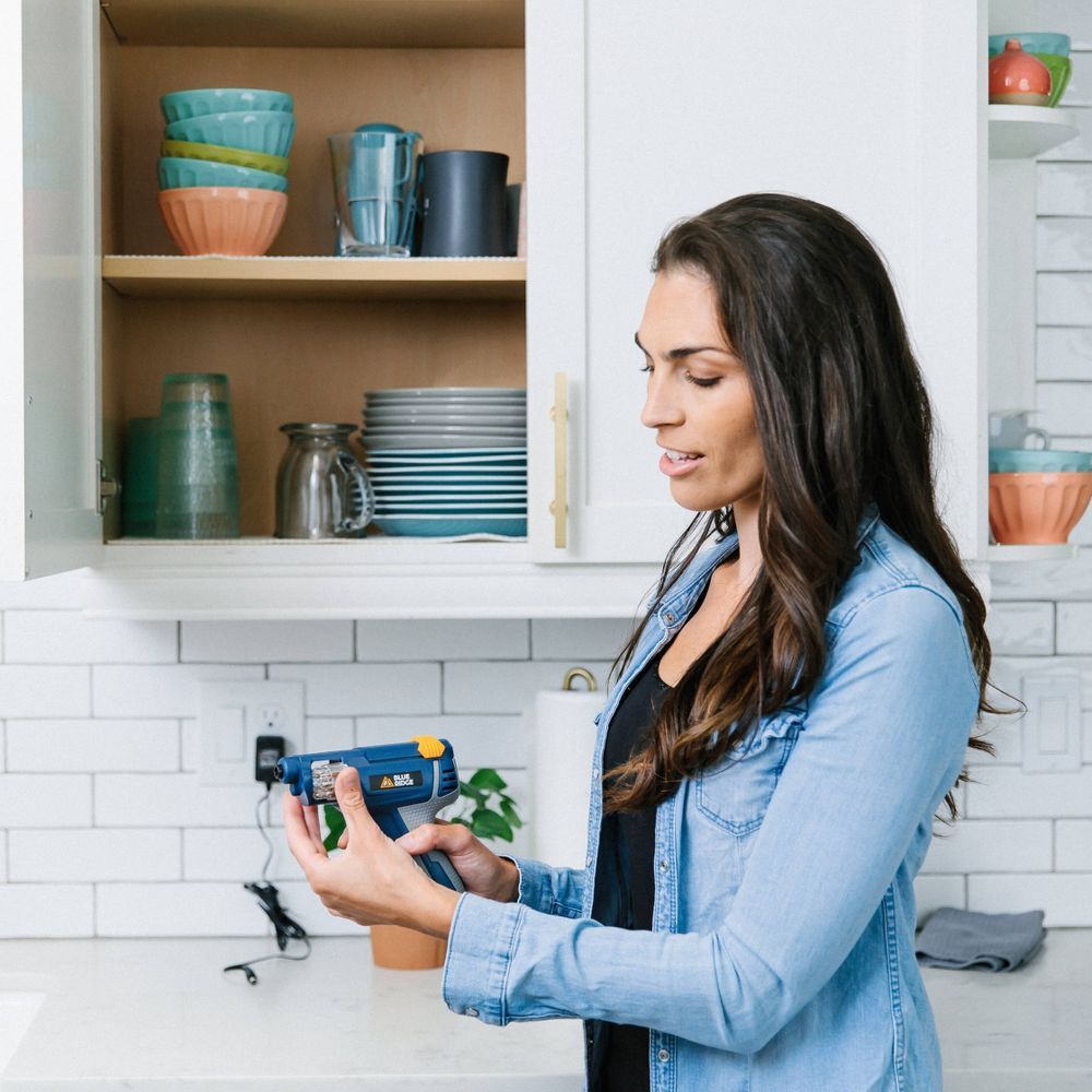 Blue Ridge Rechargeable Screwdriver With Bit Storage Br2003u for sale ...