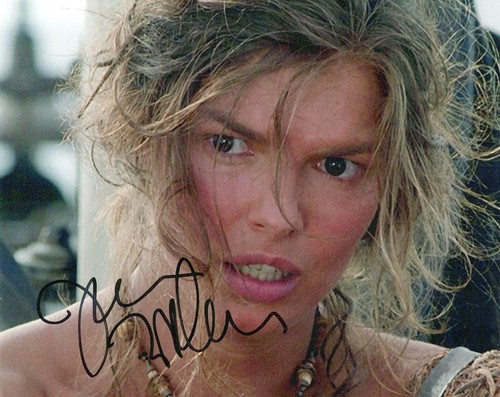 Waterworld Jeanne Tripplehorn