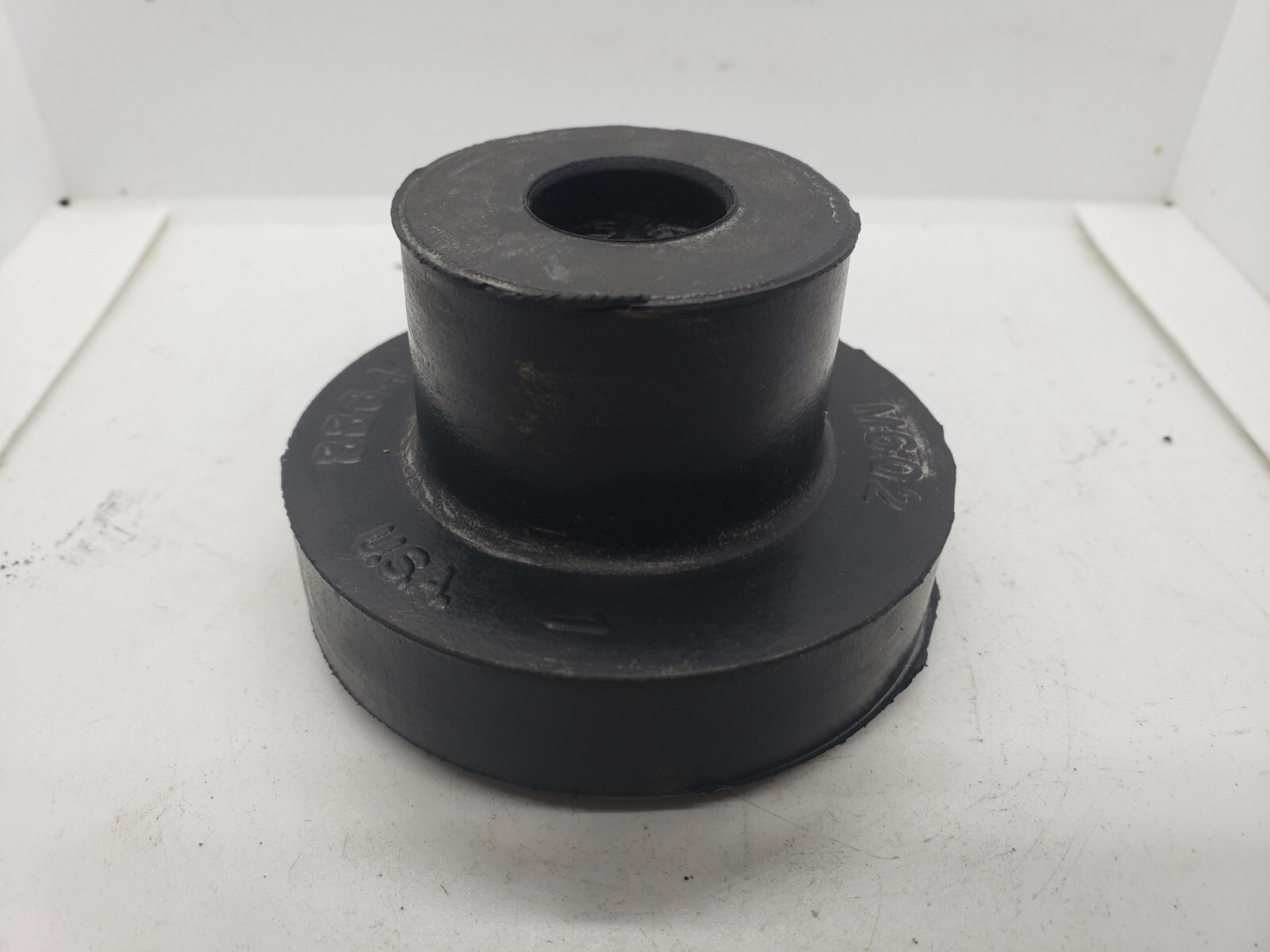Kenworth Cabin Mount K066-336 for sale online | eBay
