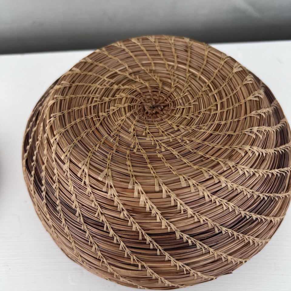 Hand Made Coiled Pine Needle Raffia With Lid Handwoven Vintage Boho | eBay