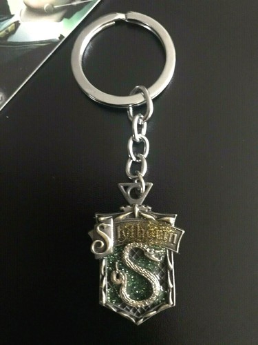 Harry Potter Slytherin Keyring Keychain Movie Jewellery Hogwarts ...