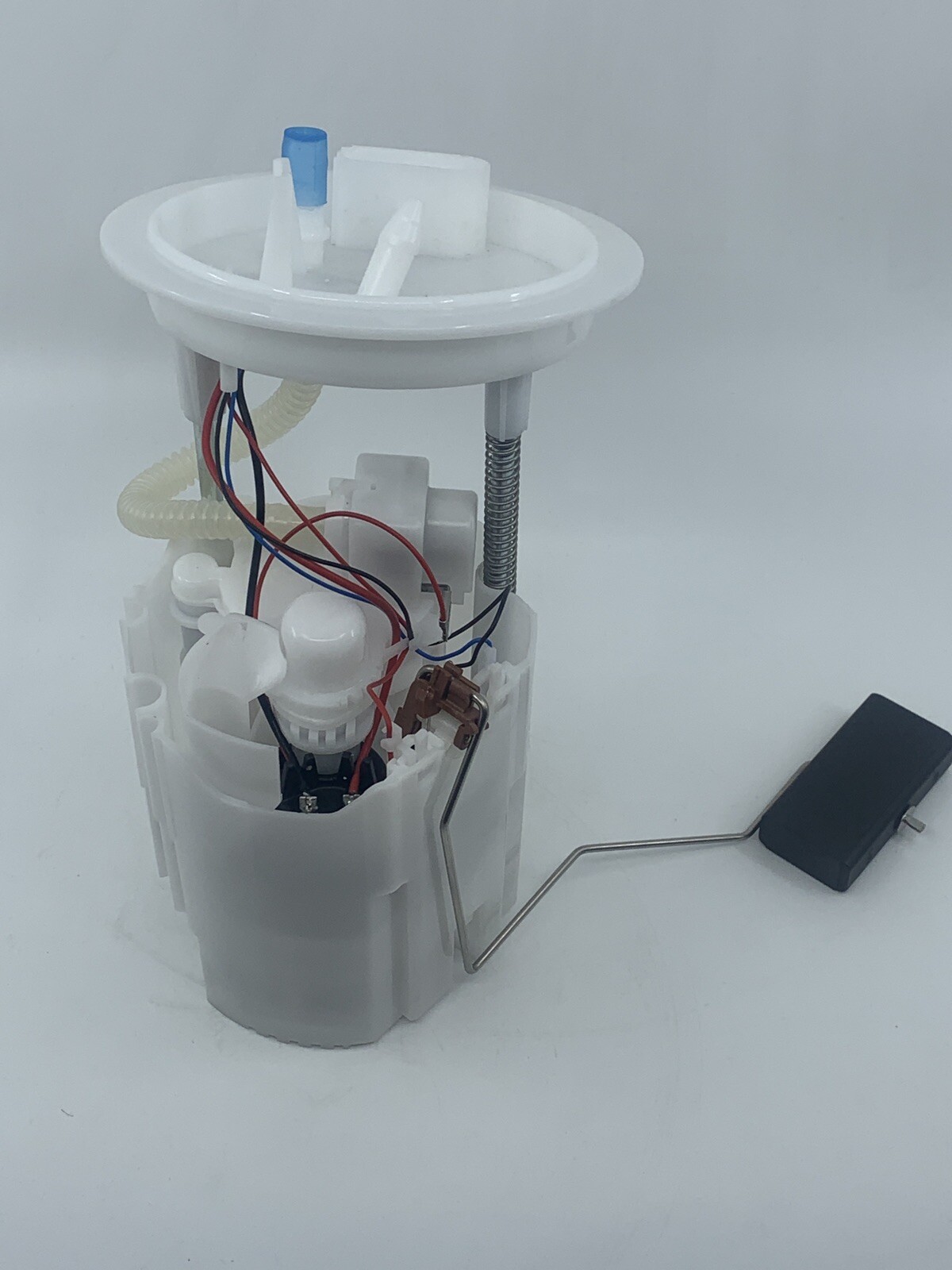 NEW GENUINE QUALITY FUEL PUMP ASSEMBLY VW GOLF R MK 7 AU 07/2017-On 2 ...