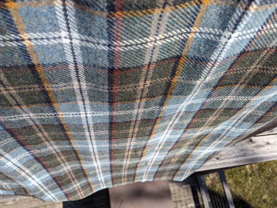 EUC 1x Pendleton Eco-Wise Wool Easy Care Blue Throw Shale Plaid w ...