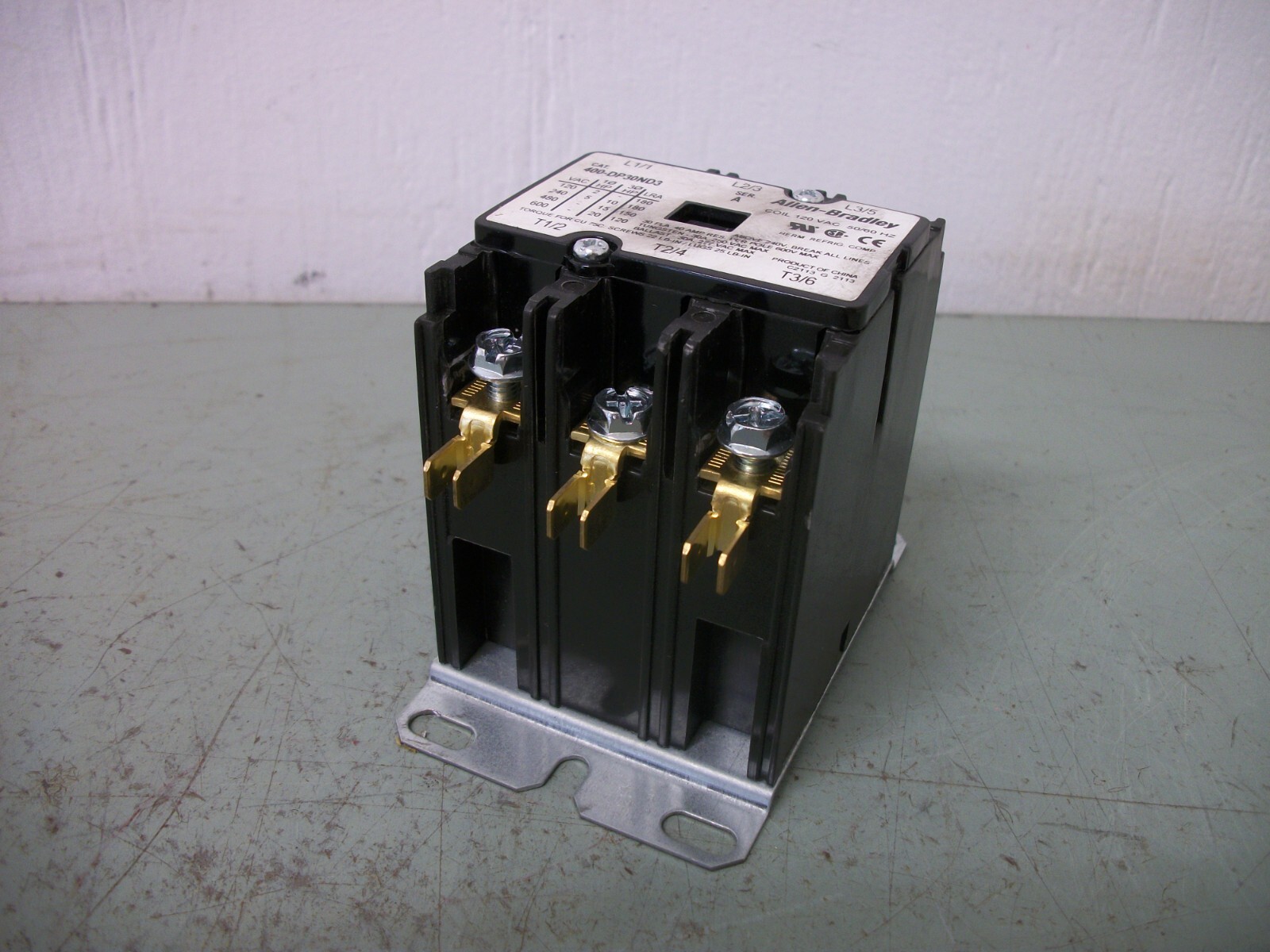 ALLEN-BRADLEY DEFINITE PURPOSE CONTACTOR 400-DP30ND3 120VCOIL 3PH ...