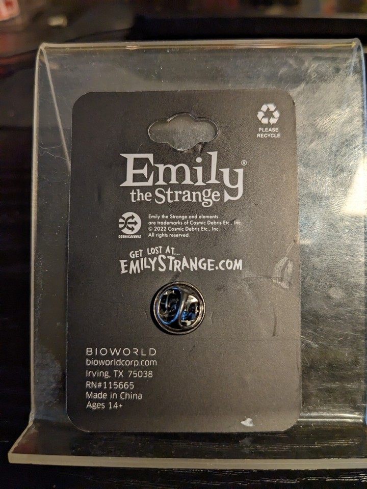 Emily the Strange Cat w Bat enamel pin Bioworld | eBay