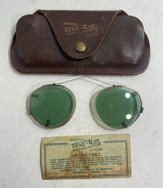 Vintage IMPERIAL TONE RAY 44MM Clip On Sun Glasses wi… - Gem