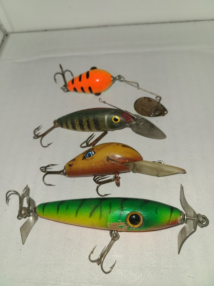 Lot Of 4 Vintage Fishing Lures Cisco Kid Wood Chopper ETC | eBay