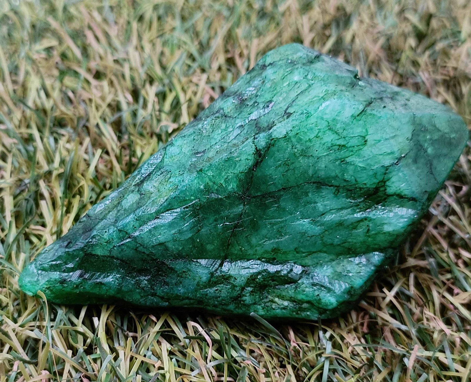 DYED 620 CT NATURAL GREEN EMERALD TRANSLUCENT ROUGH EGL CERTIFIED ...