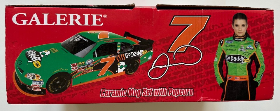 Galerie Danica Patrick #7 Coffee Mug Pair & Popcorn Set NASCAR- New ...