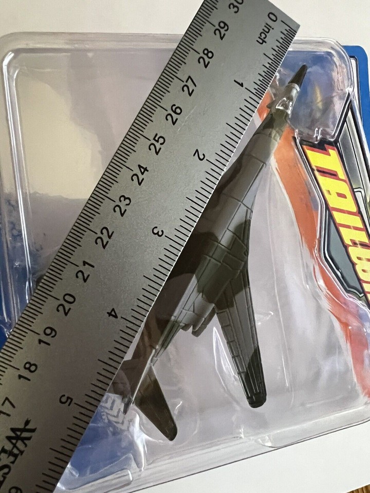 Maisto Tailwinds Die-Cast Metal Aircraft Model – Choose Your Jet ...